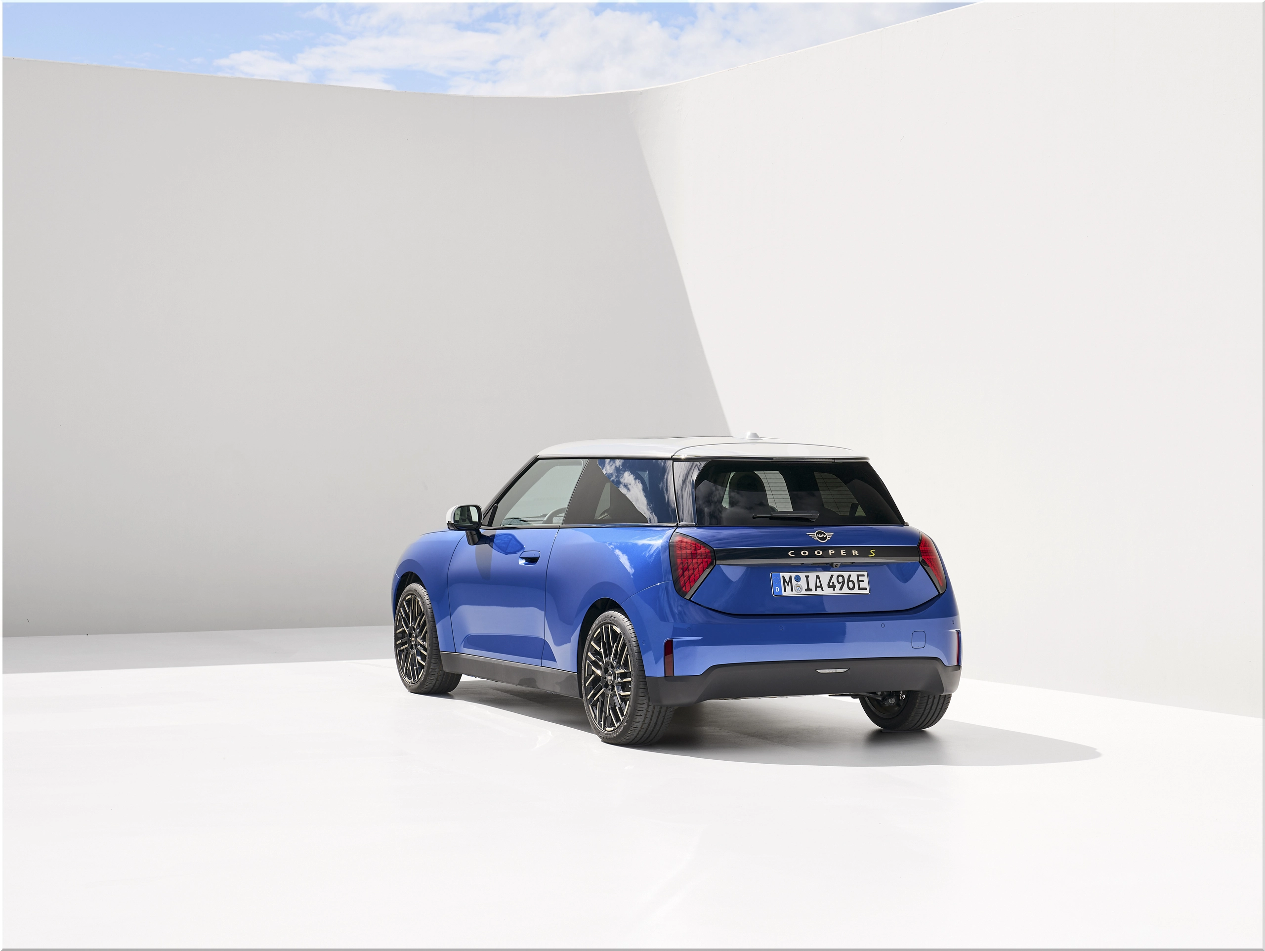 MINI goes all-in on electric with its new family of models | EV Stories