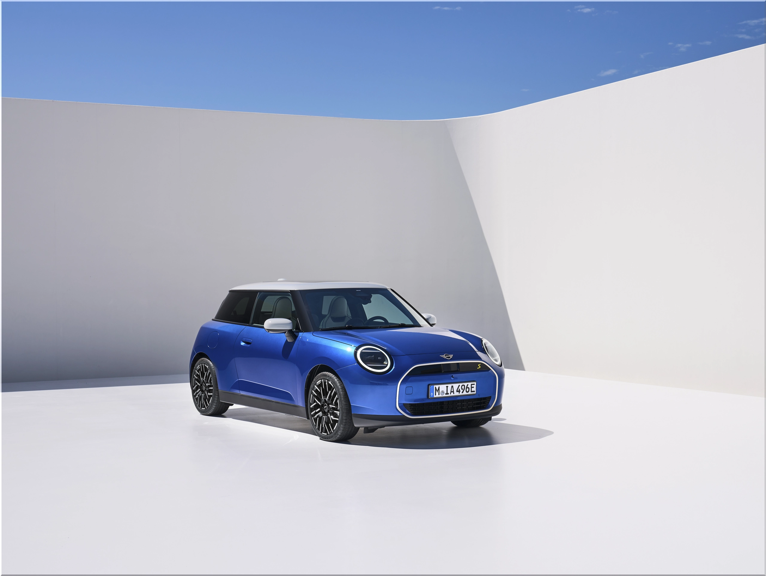 MINI goes all-in on electric with its new family of models | EV Stories