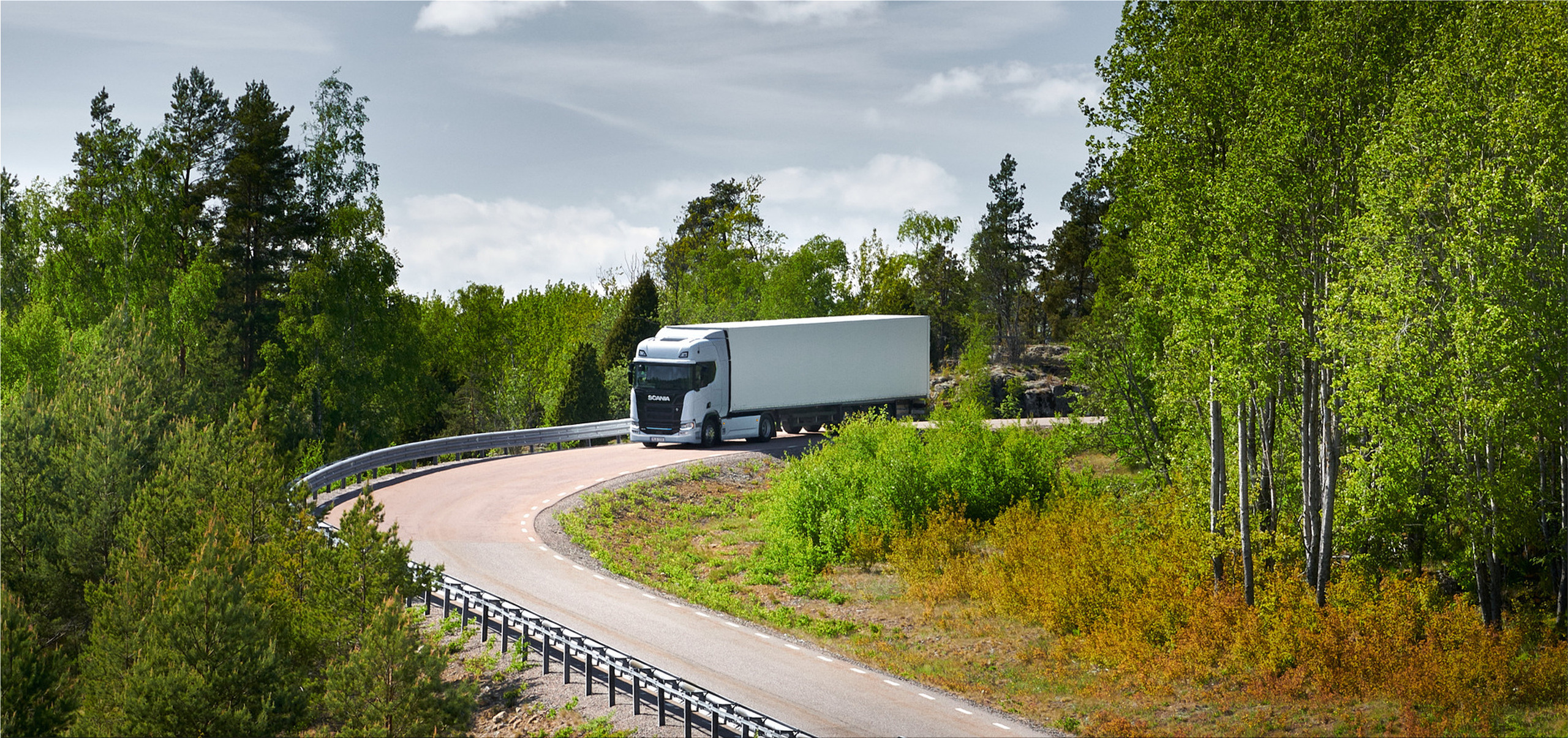 Scania's most recent battery electric vehicles (BEV) for regional ...