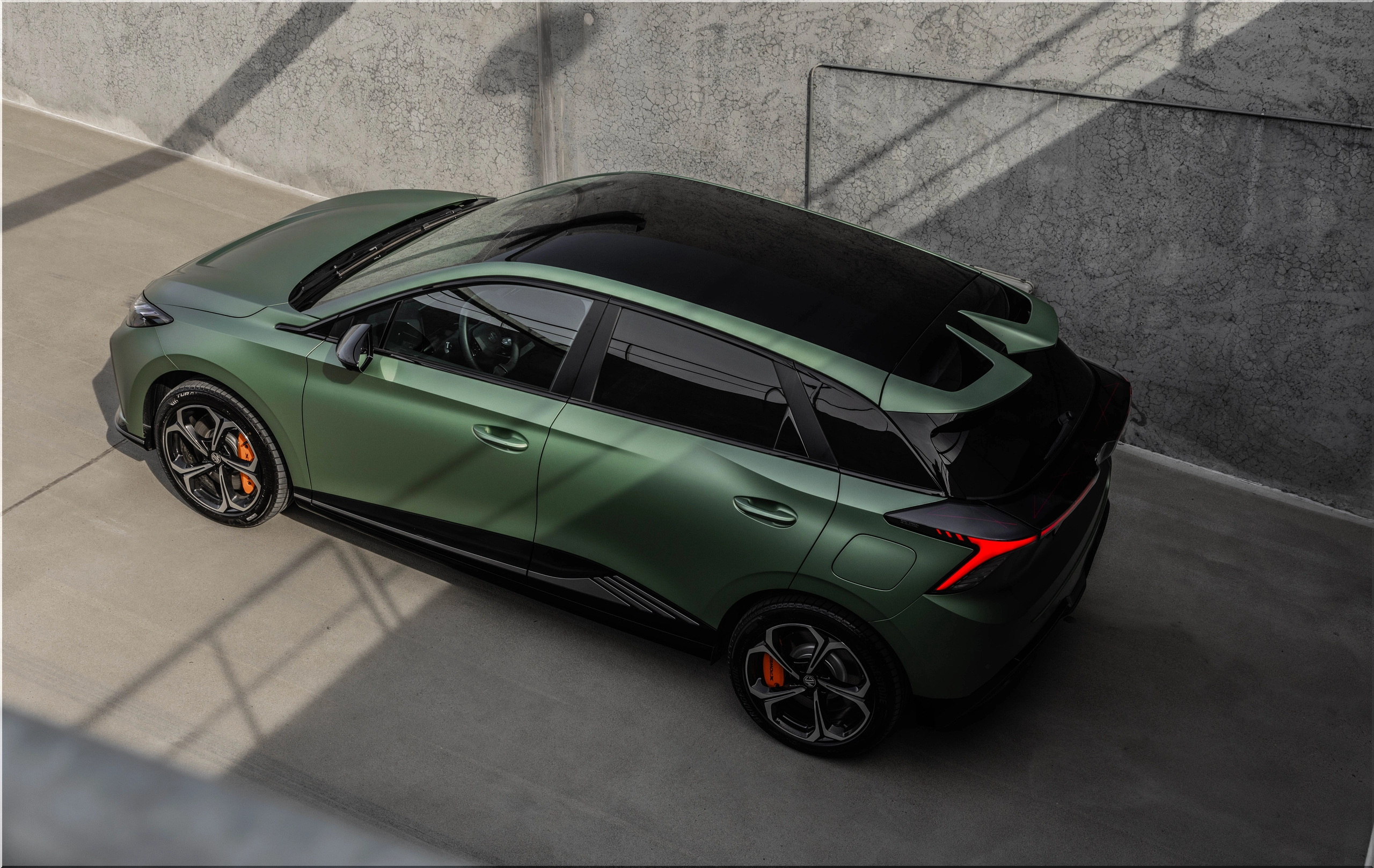 MG4 Electric Hatchback Adds Two New Variants | EV Stories