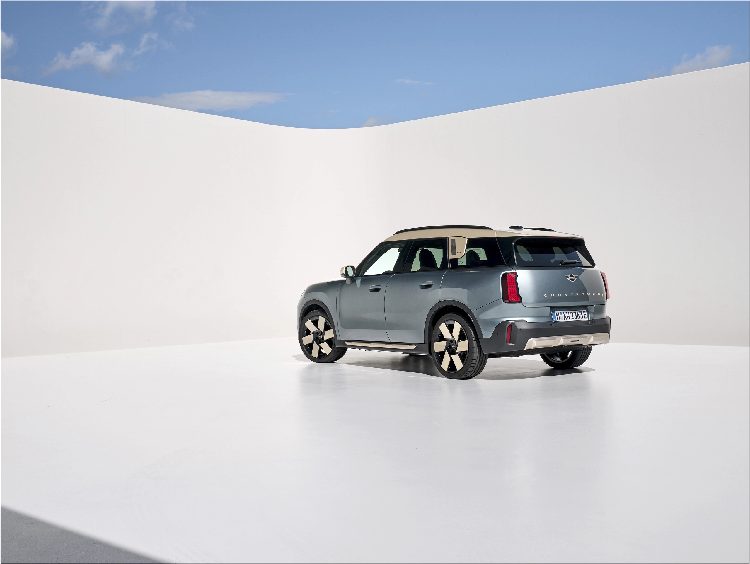 MINI goes all-in on electric with its new family of models | EV Stories