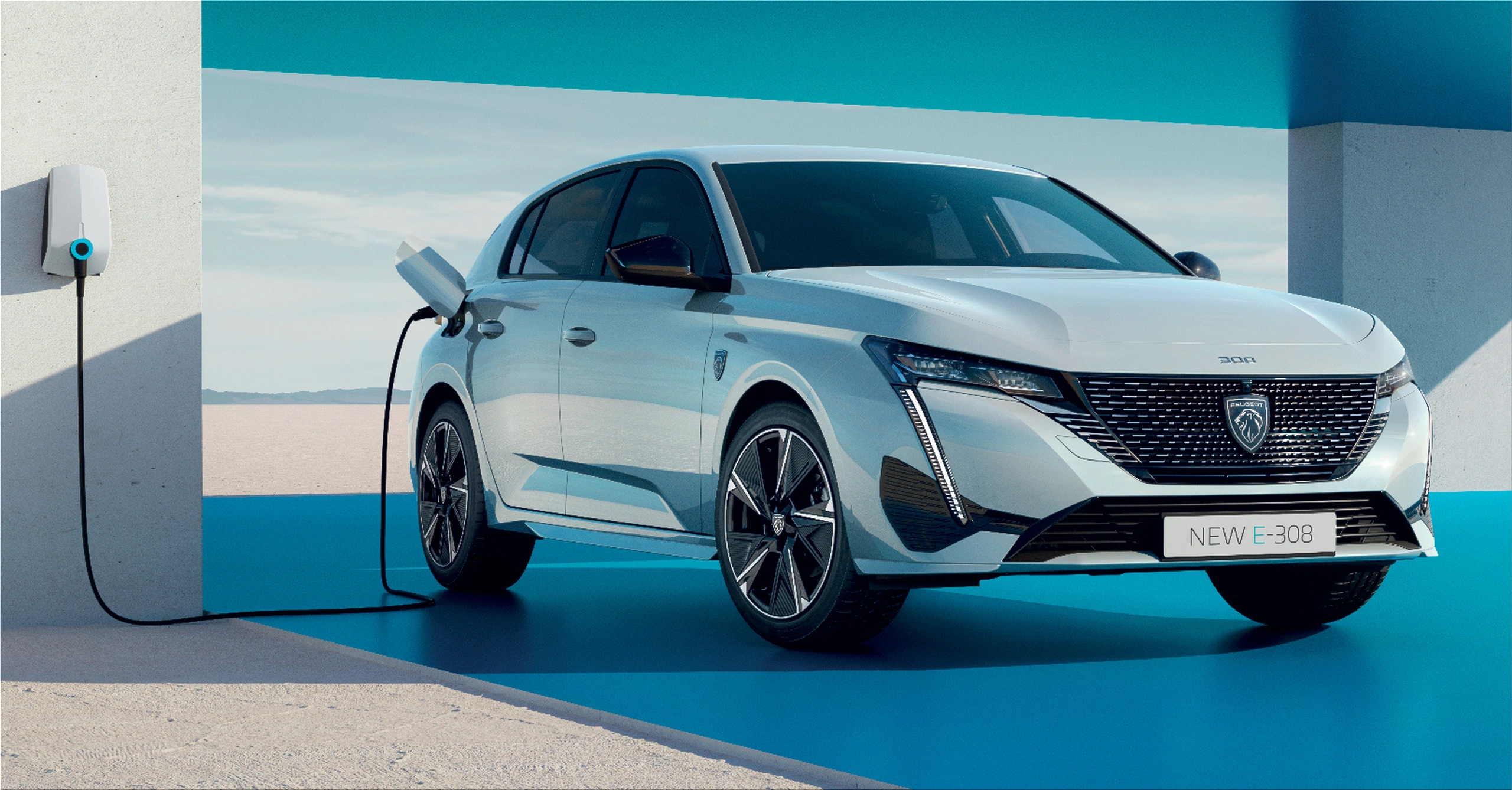 Peugeot e-308 First Edition: The French Electric Hatchback Is Available ...