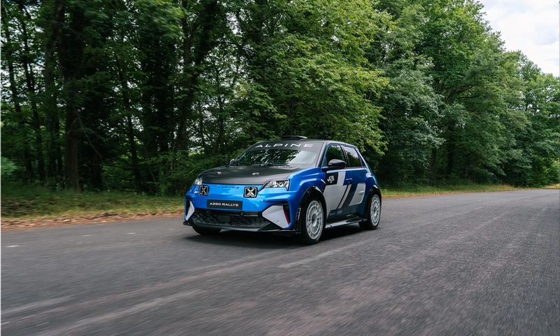 Next Mobility: How the Solaris Urbino 12 Hydrogen Bus is Transforming ...